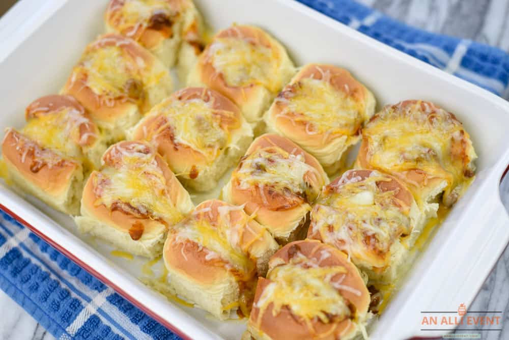 Mini Chili Cheese Dogs - An Alli Event