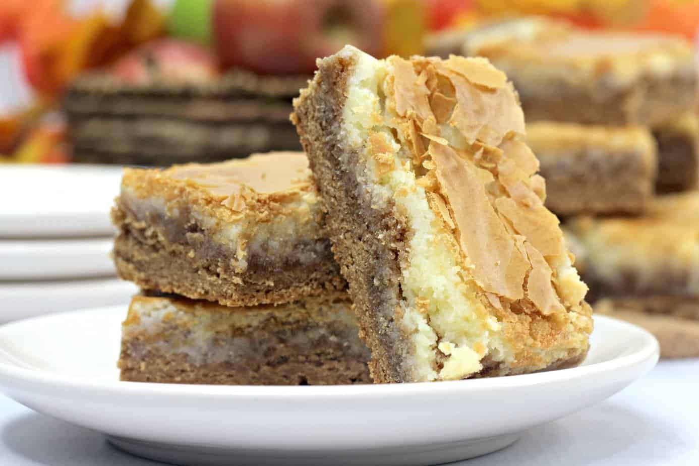 Easy Spice Bars With Cream Cheese Topping - An Alli Event