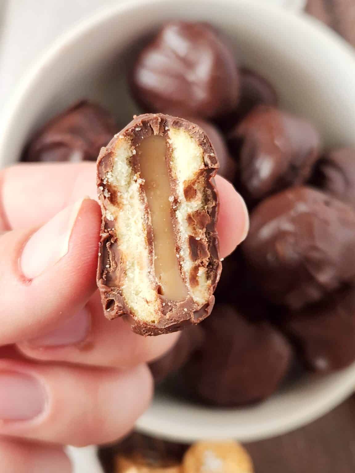 Twix Candy Bar Bites - An Alli Event