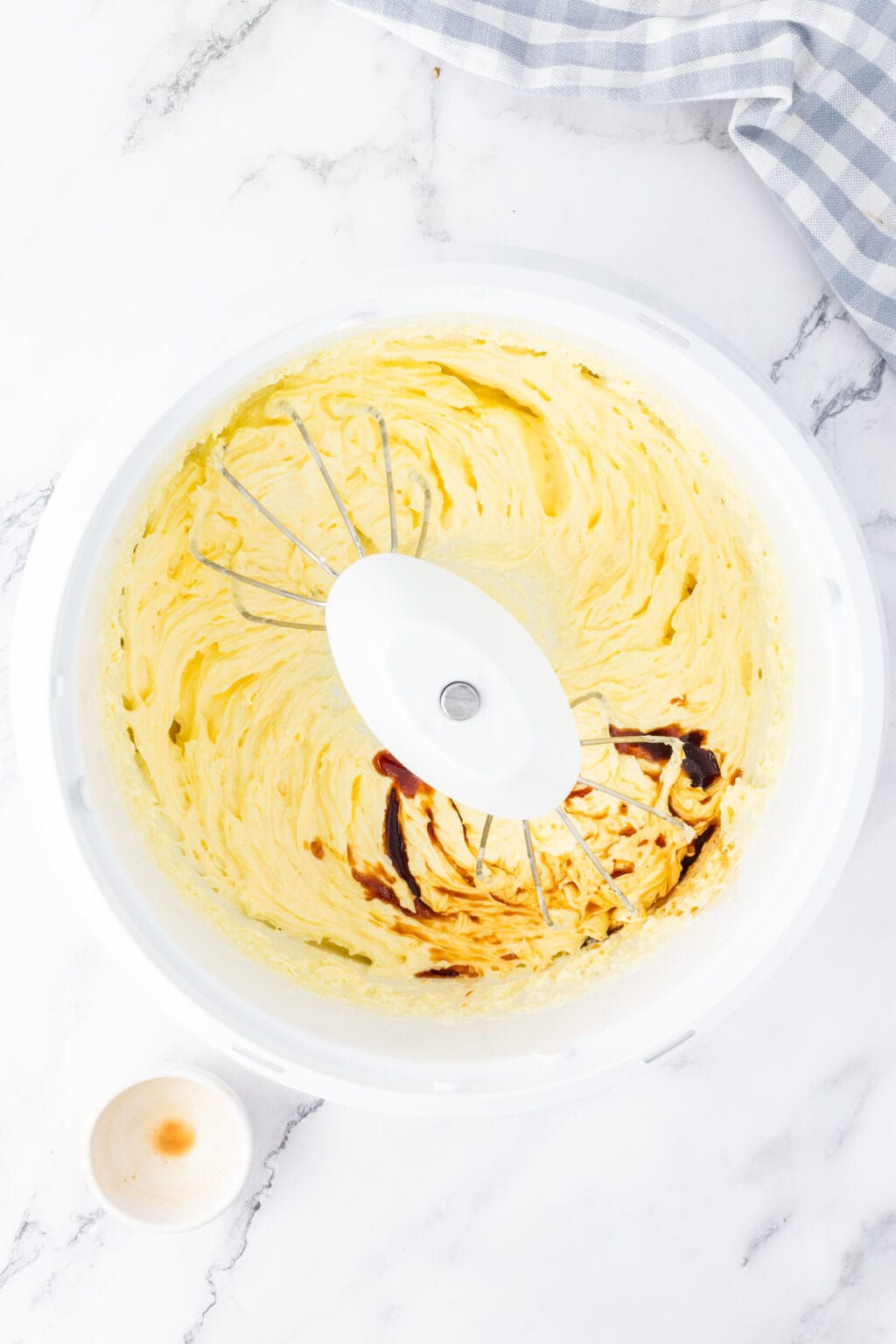 Lemon Blueberry Bundt Cake With Lemon Glaze - An Alli Event