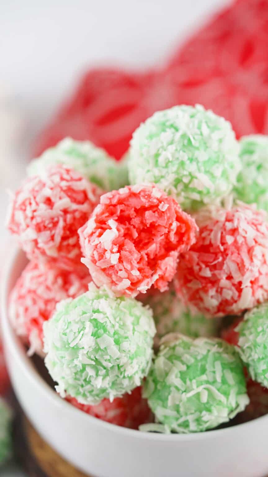 Old Fashioned Jello Balls - Vintage Christmas Recipe - An Alli Event